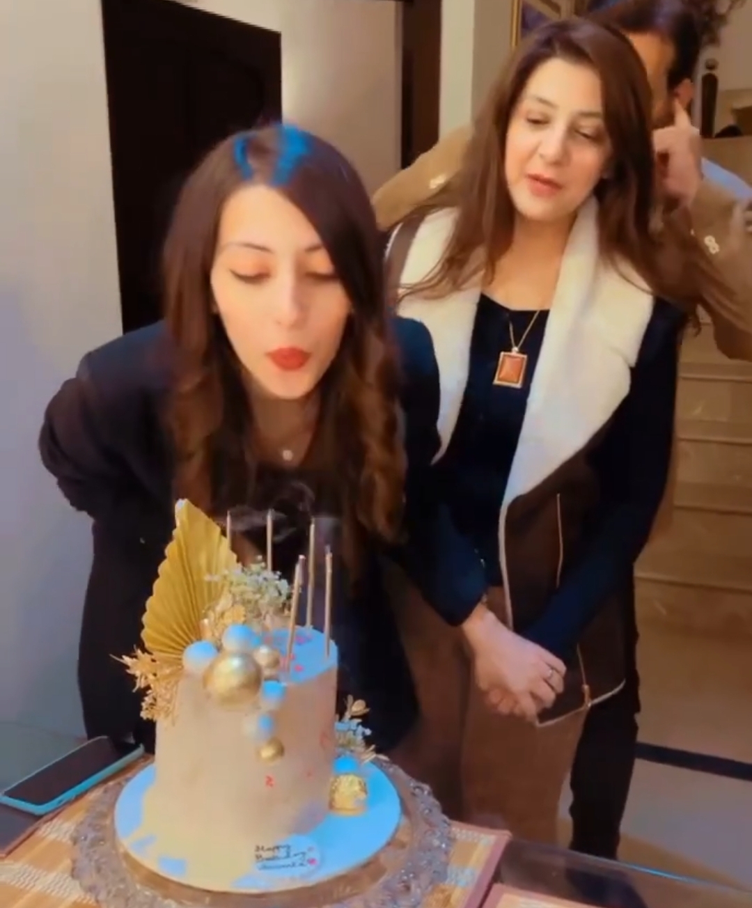 Saleem Sheikh Daughter Anumta Saleem Birthday Celebrations | Reviewit.pk