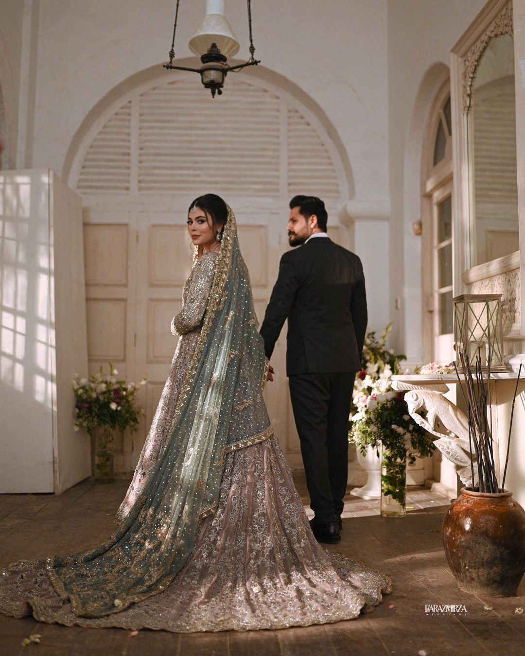 Azlan Shah & Warisha Javed Khan HD Walima Pictures | Reviewit.pk