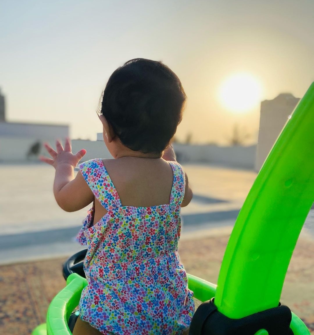 Faizan Sheikh and Maham Aamir's Daughter Haadiya Turns 1 | Reviewit.pk