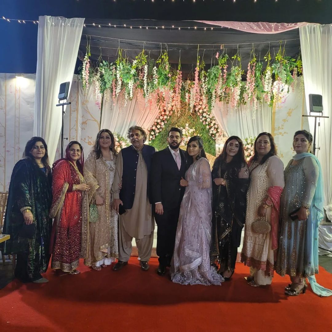 Fazila Qazi and Qaisar Khan Nizamani Son Wedding Pictures | Reviewit.pk
