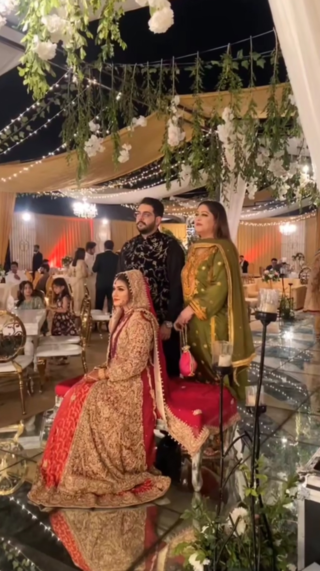 Fazila Qazi and Qaisar Khan Nizamani Son Wedding Pictures | Reviewit.pk