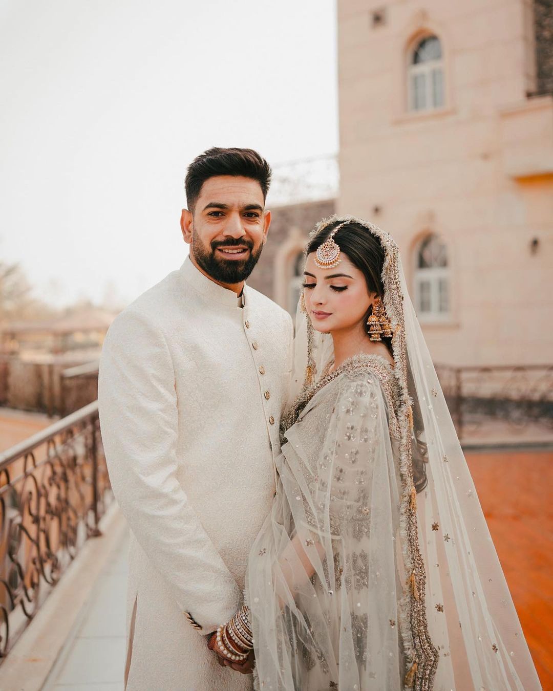 Fans Hilarious Reaction on Haris Rauf Wife's Lehnga Matching With Maya ...