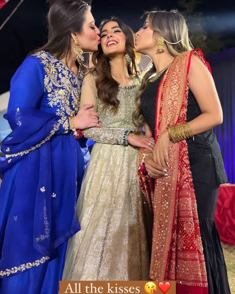 Iqra Aziz & Yasir Hussain Pictures From Family Wedding | Reviewit.pk