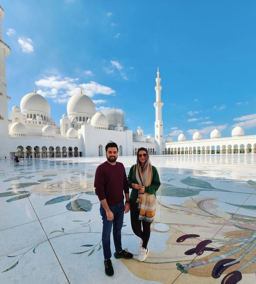 Rabab Hashim Recent Pictures With Husband From UAE | Reviewit.pk