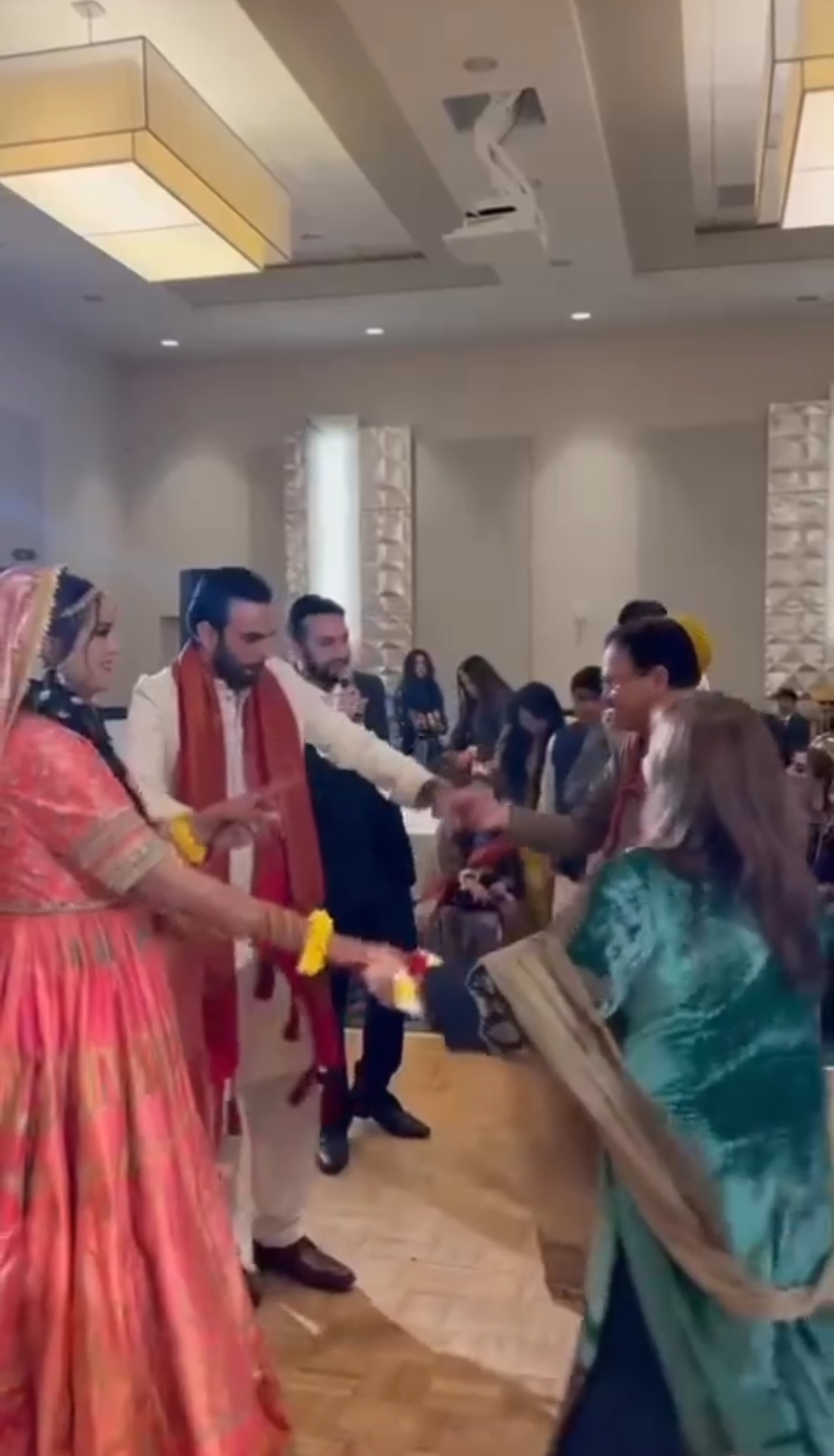 Actor Rana Majid Khan's Wedding Pictures & Video | Reviewit.pk