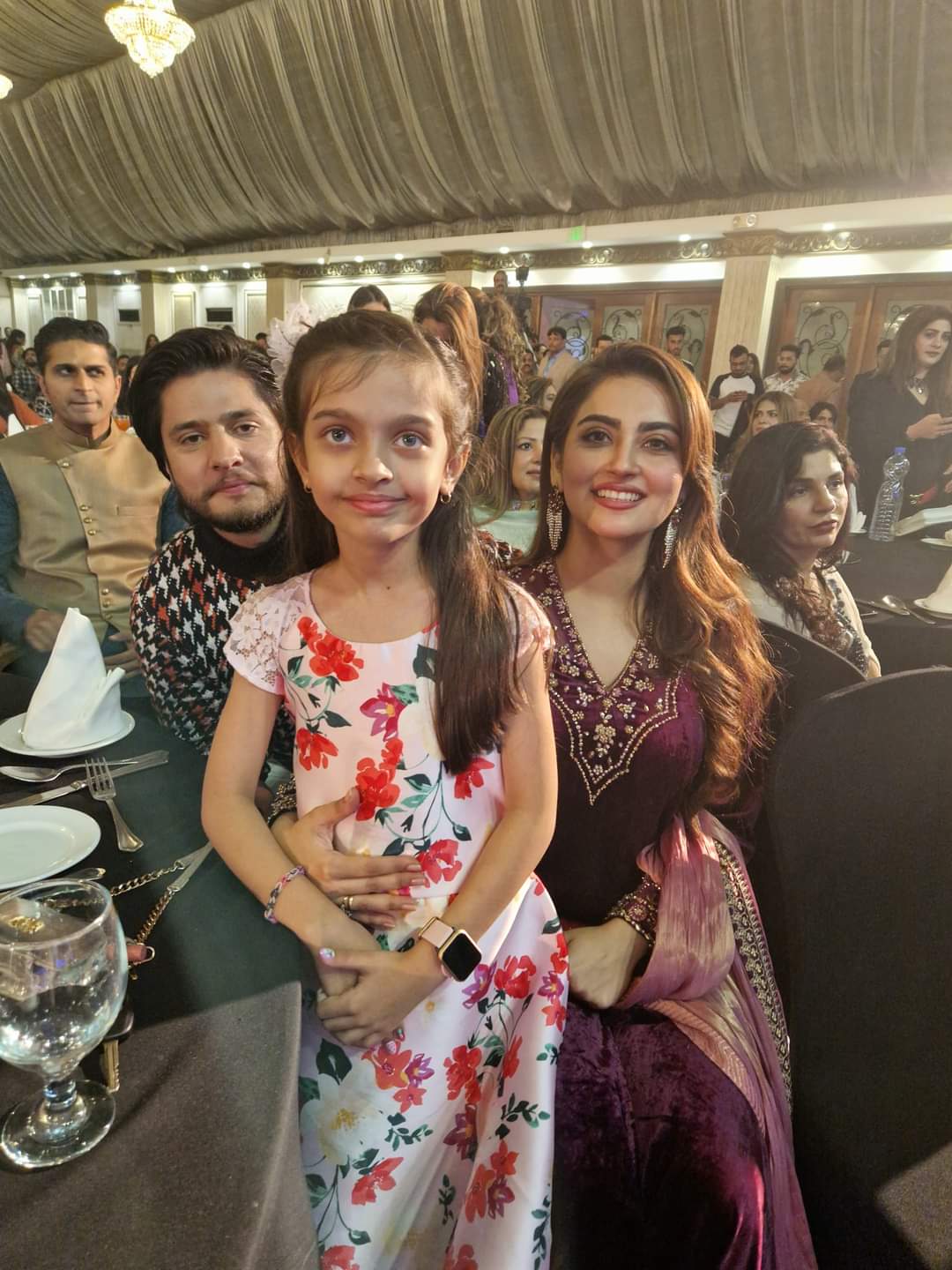 Sadia Imam New Pictures With Her Adorable Daughter | Reviewit.pk