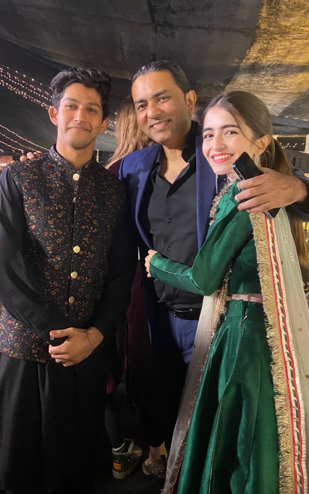 Saleem Sheikh Daughters Pictures from Sister Wedding | Reviewit.pk