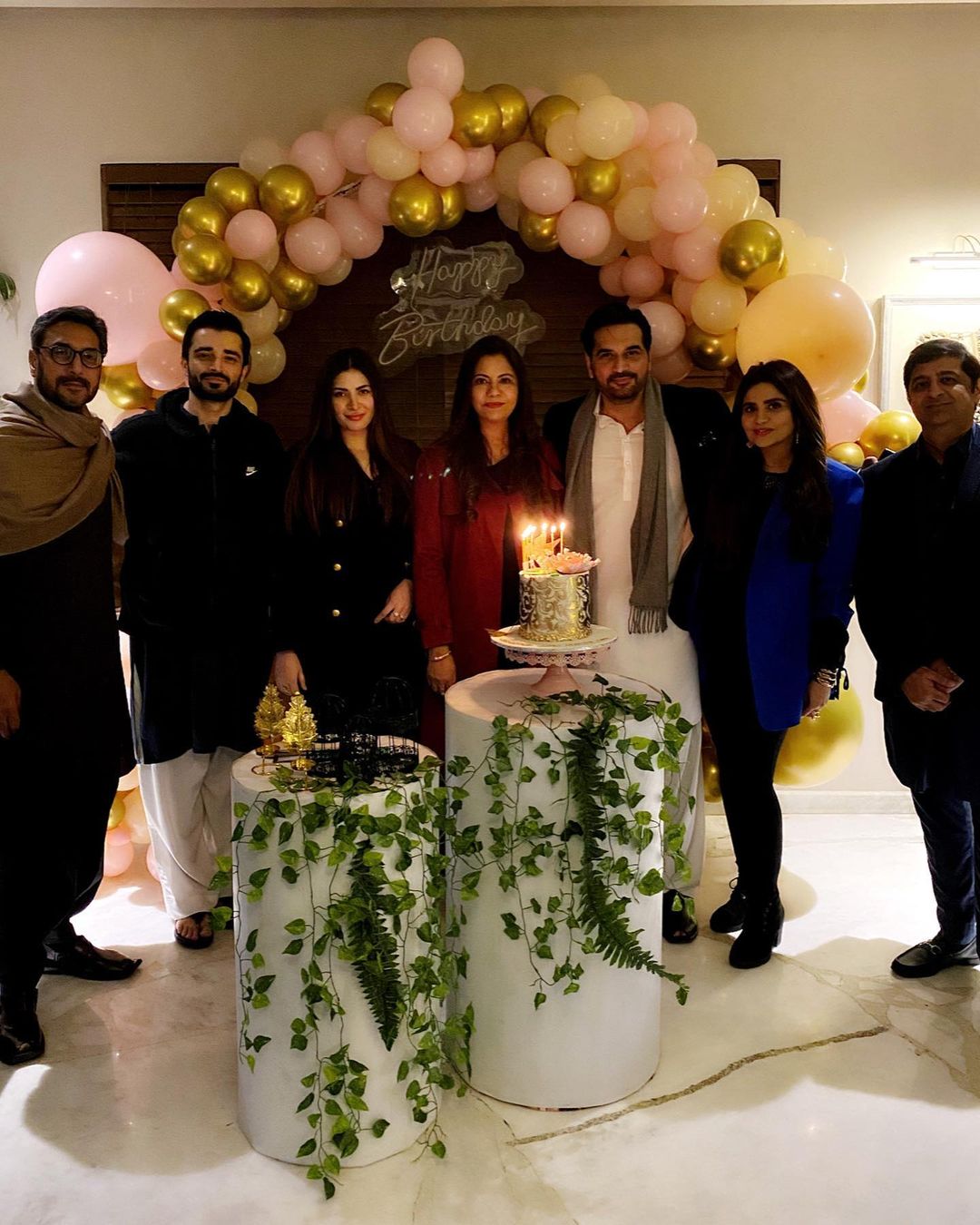 Humayun Saeed Celebrates Wife Samina's Birthday | Reviewit.pk