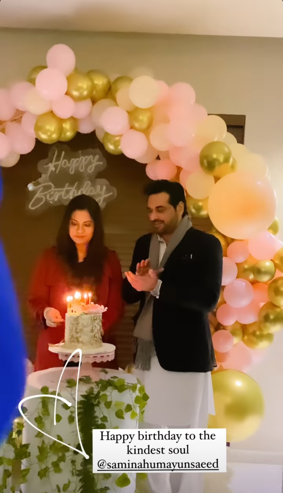 Humayun Saeed Celebrates Wife Samina's Birthday | Reviewit.pk
