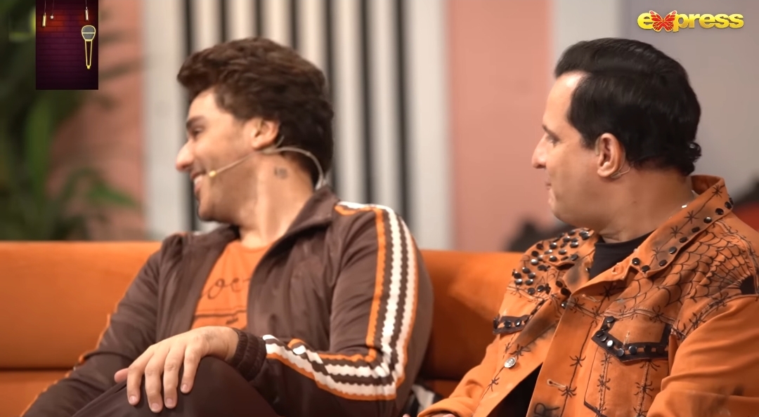 Ahsan Khan Shows His Newly Engraved Tattoo | Reviewit.pk