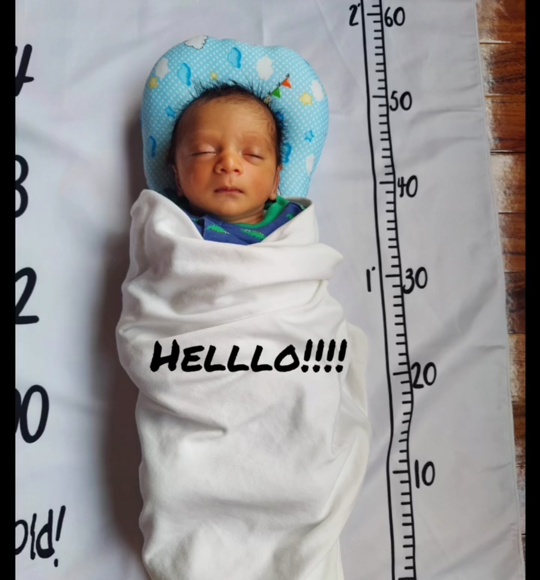 Srha Ashghar Shares Pictures Of Her Son Ehaan | Reviewit.pk