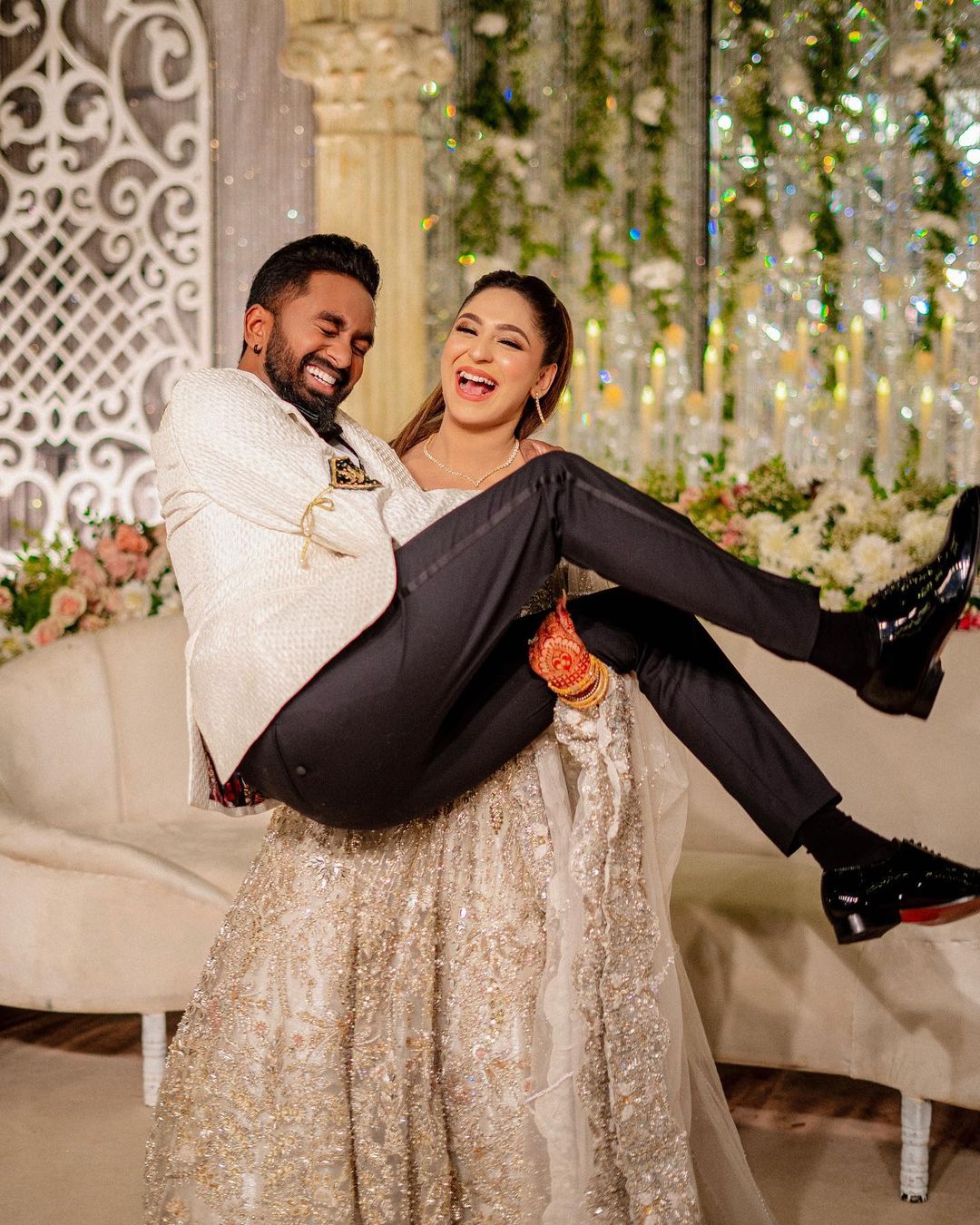 Bride Picking Up Groom At Their Wedding Goes Viral | Reviewit.pk