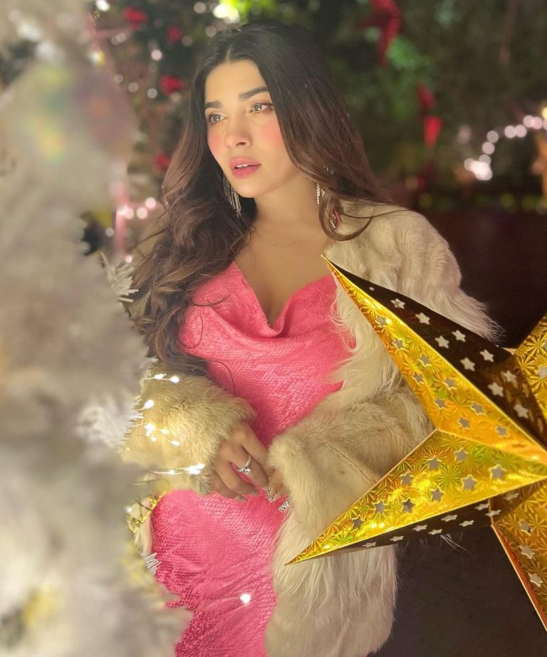 Mahi Baloch Celebrates Birthday With Friends & Family | Reviewit.pk