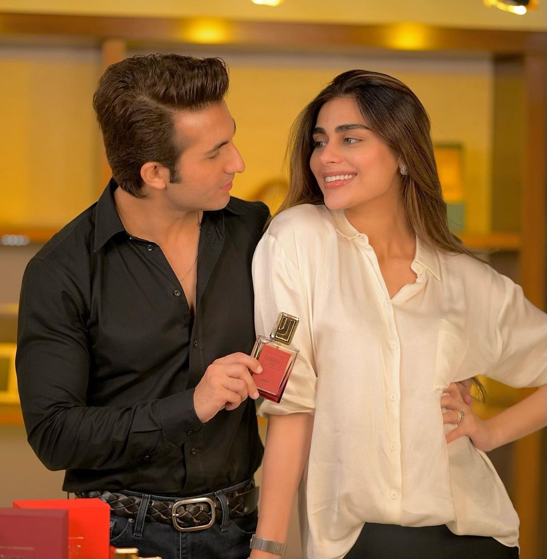 Beautiful Clicks Of Shahroz Sabzwari And Sadaf Kanwal With Baby Zahra