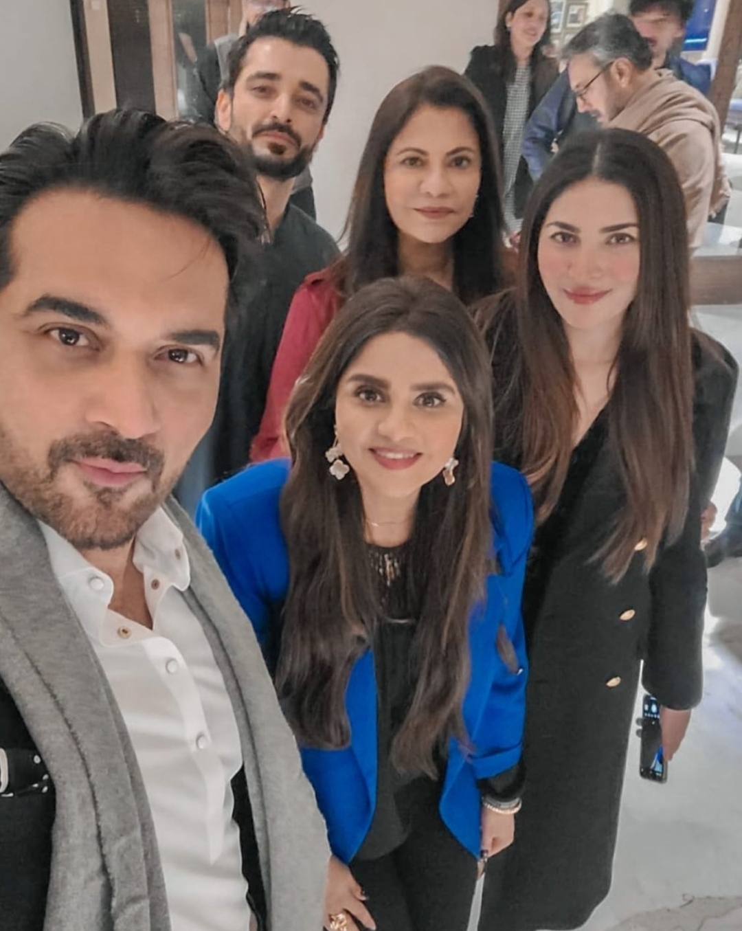Humayun Saeed Celebrates Wife Samina's Birthday | Reviewit.pk