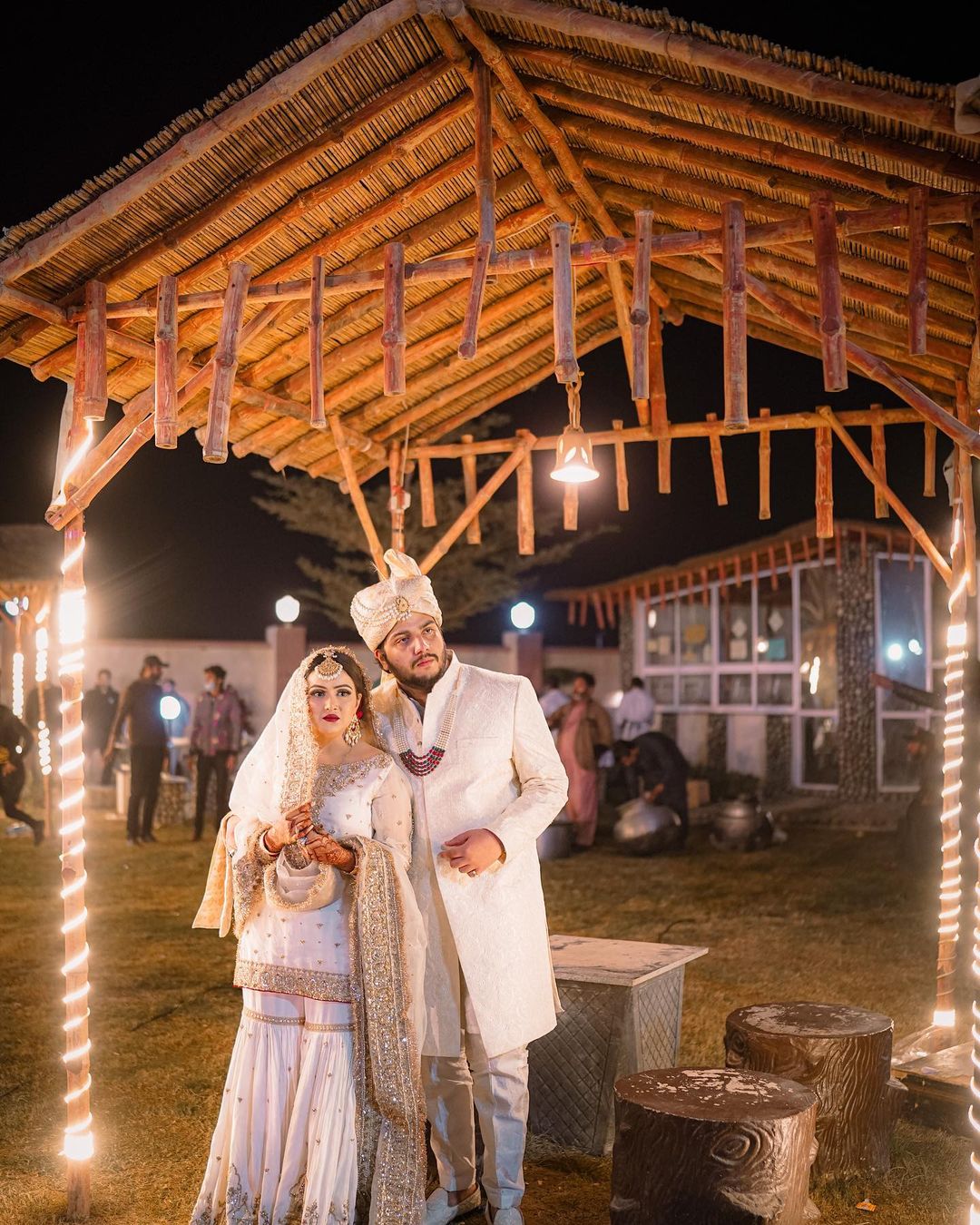 Sehar Hayat And Sami Rasheed Nikkahfied- Pictures And Videos | Reviewit.pk
