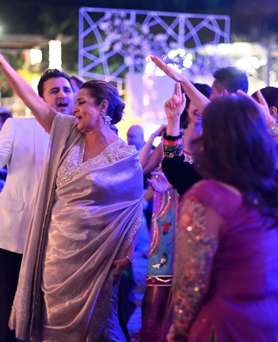 HD Pictures From Frieha Altaf Son's Reception | Reviewit.pk