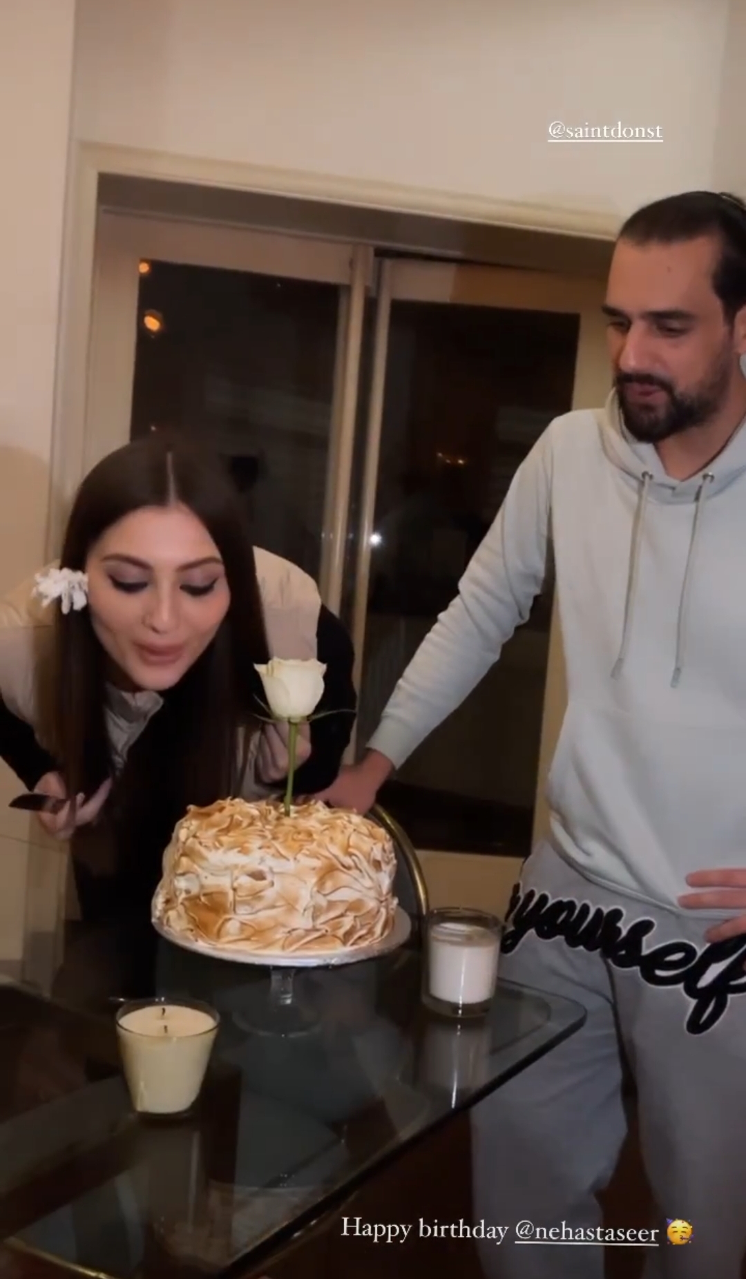 Inside Neha Taseer's Intimate Birthday Bash | Reviewit.pk