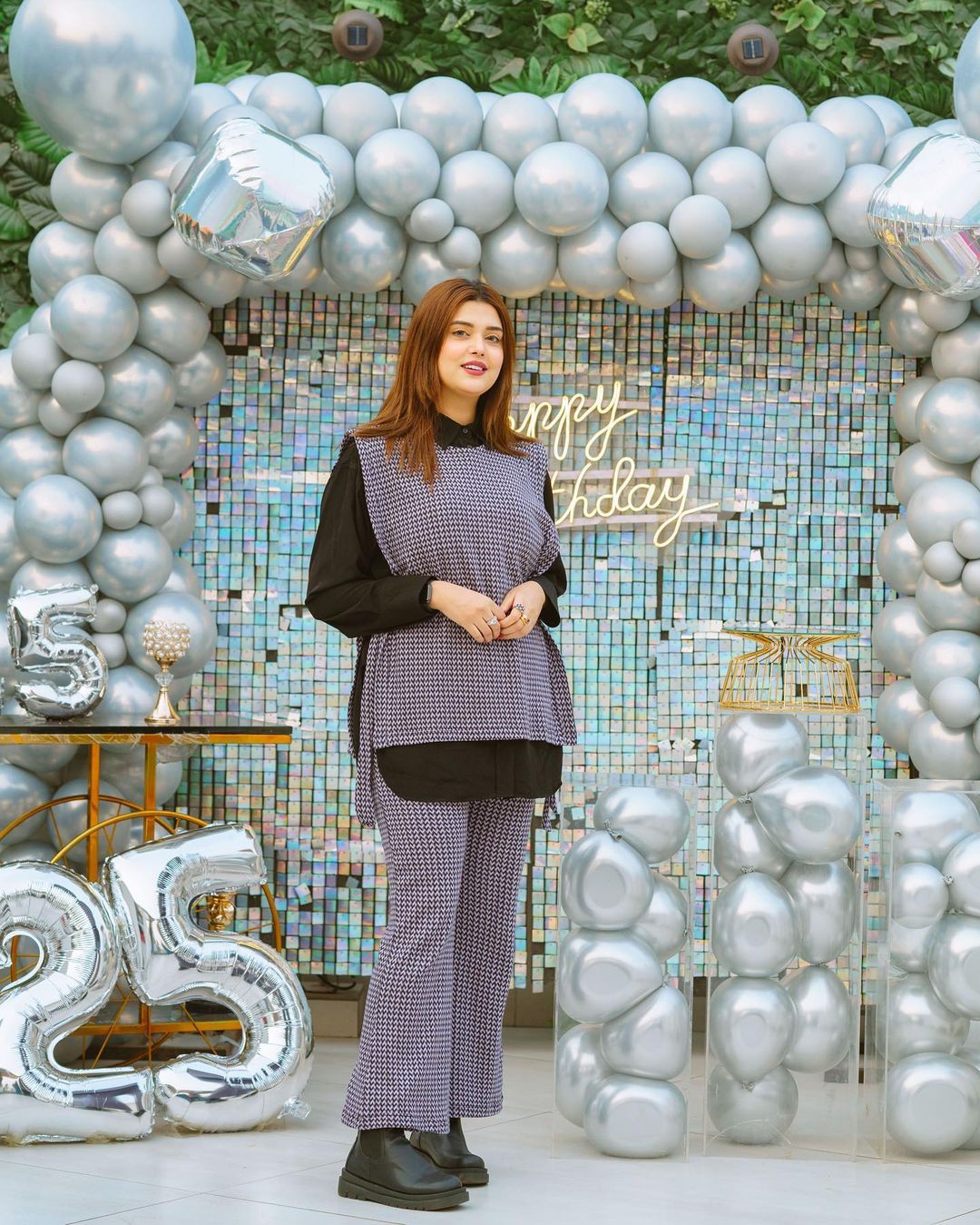 Kanwal Aftab And Ch Zulqarnain At Kanwal's 25th Birthday Party ...