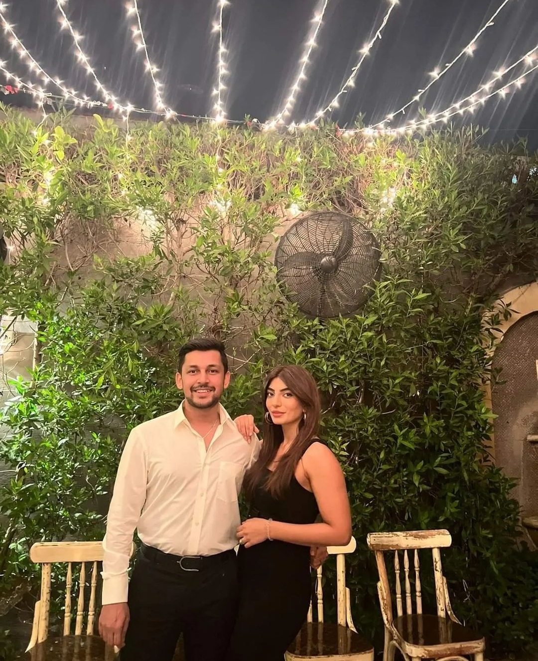 Actress Mariam Ansari Pictures with Her Husband | Reviewit.pk