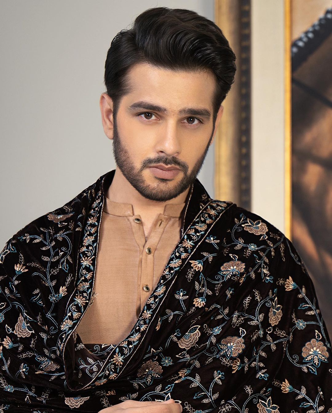 Usama Khan's Father Reveals Marriage Plans For Son | Reviewit.pk