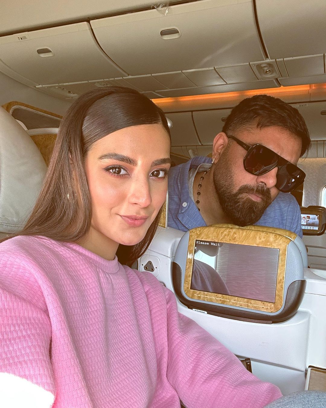 Iqra Aziz And Yasir Hussain In Bangkok With Friends | Reviewit.pk