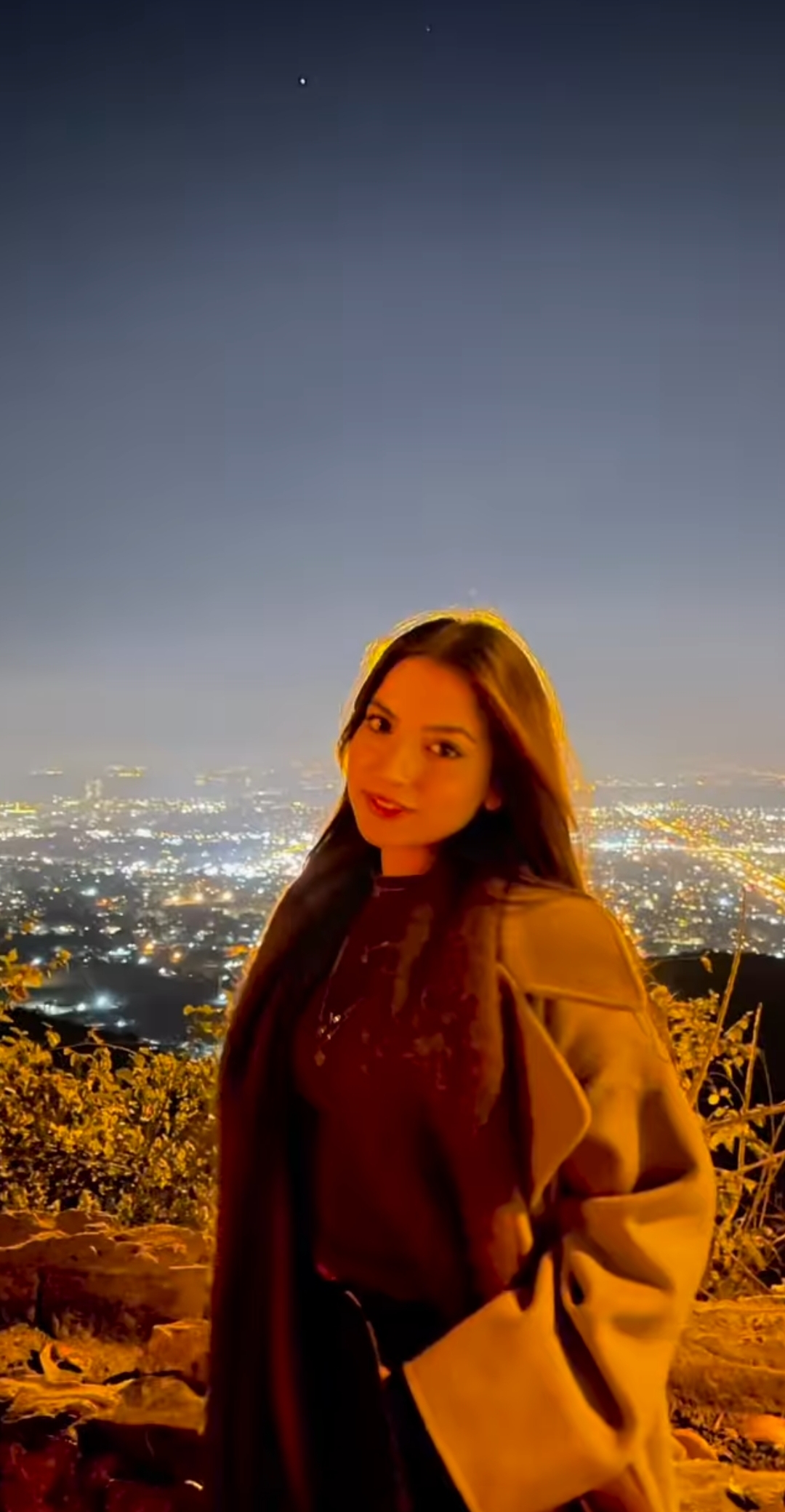 Dananeer Mobeen - 10 Unknown Facts About Her | Reviewit.pk