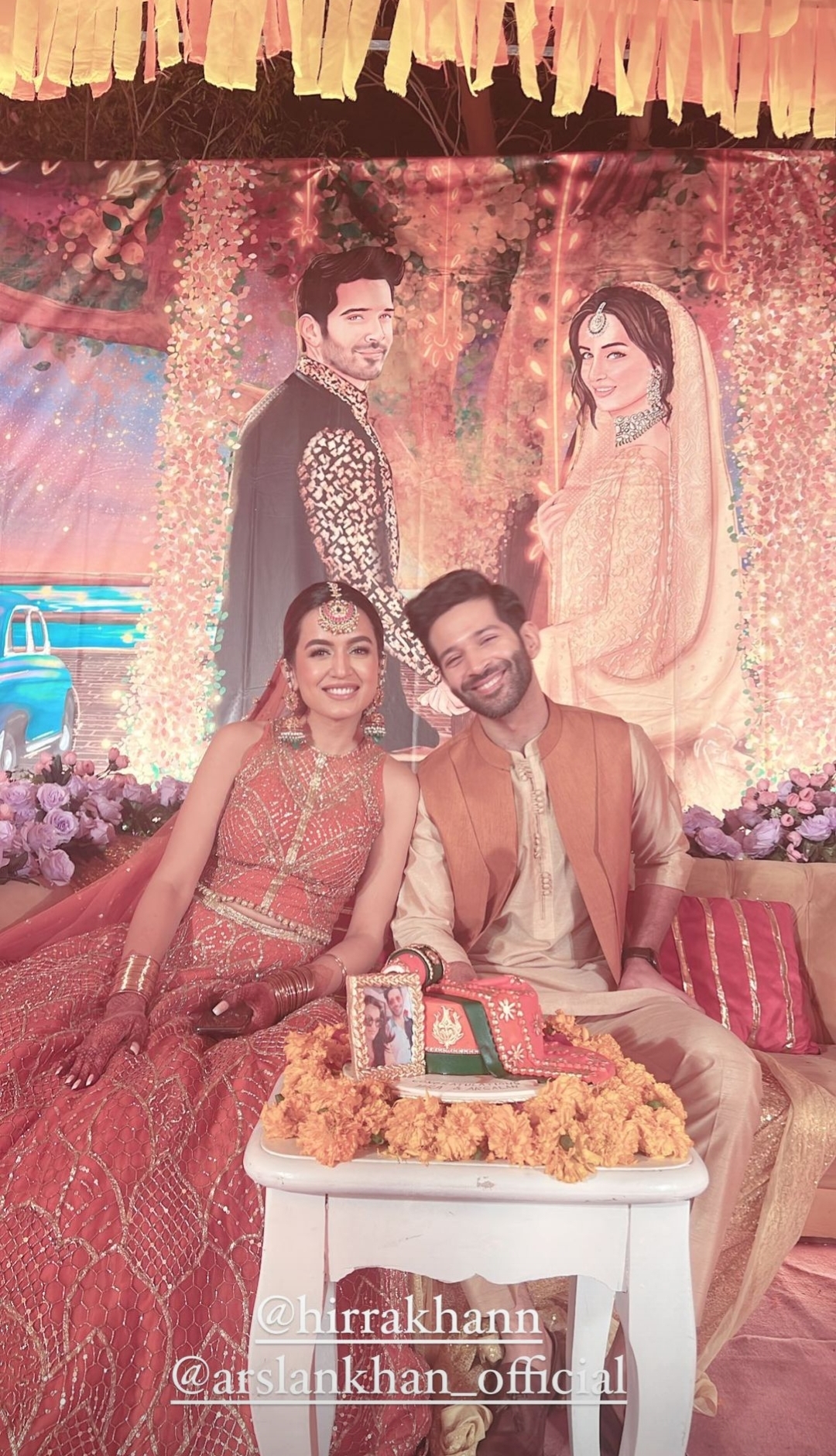 Hira Khan and Arsalan Khan Mehndi Pictures | Reviewit.pk