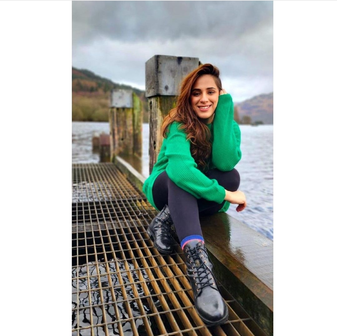 Maham Aamir and Faizan Sheikh New Unseen Pictures from Scotland ...