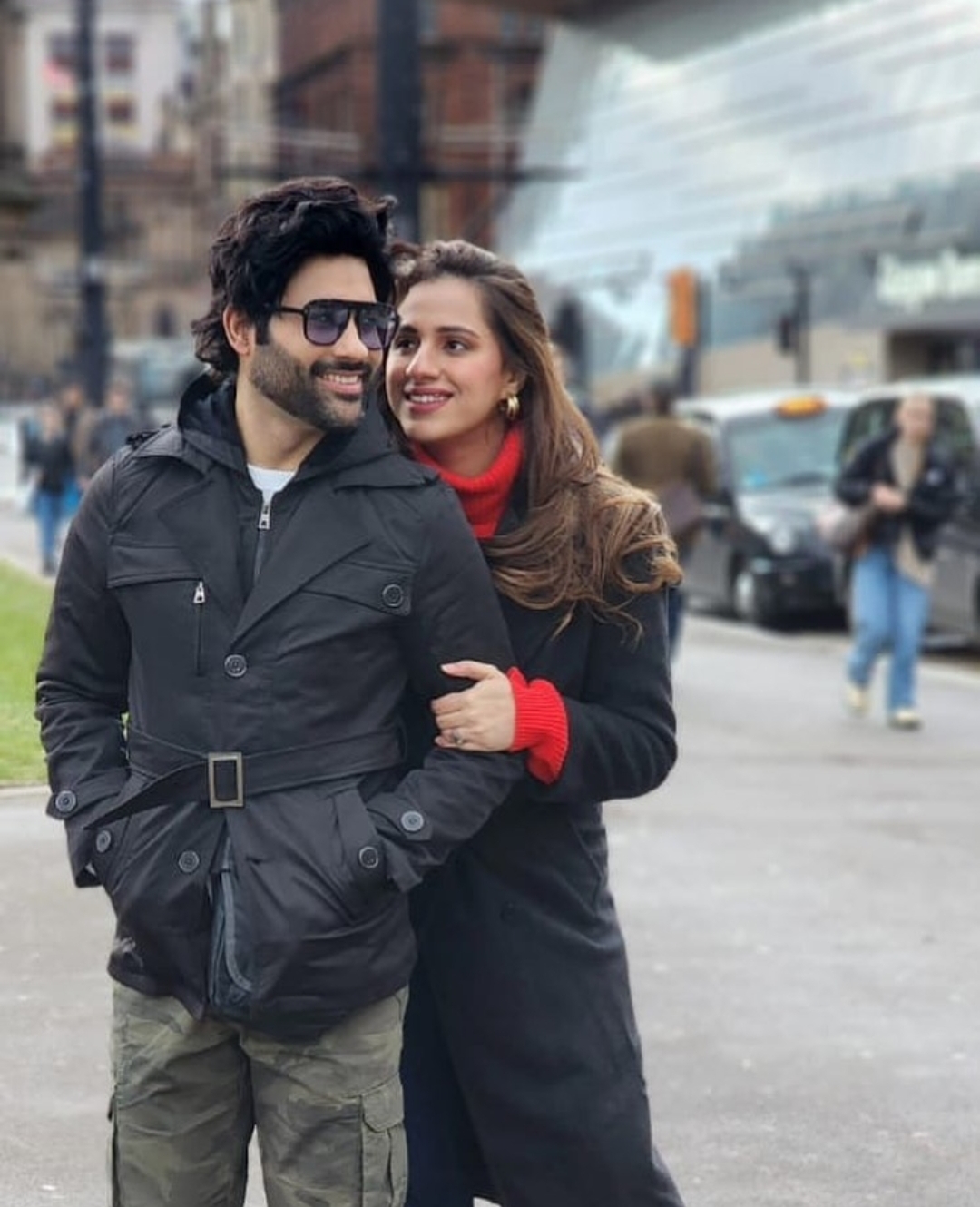 Maham Aamir and Faizan Sheikh New Unseen Pictures from Scotland ...