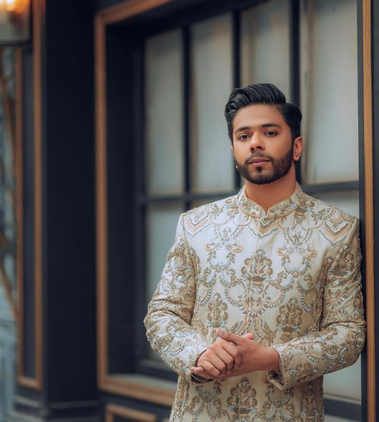 Pakistani Tekken Champion Arsalan Ash Wedding Pictures | Reviewit.pk