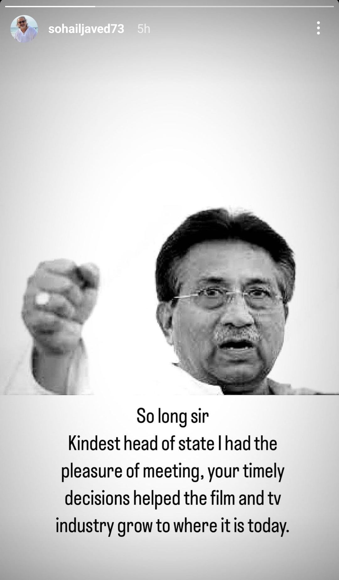 Pakistani Celebrities Pay Tribute to General Pervez Musharraf | Reviewit.pk