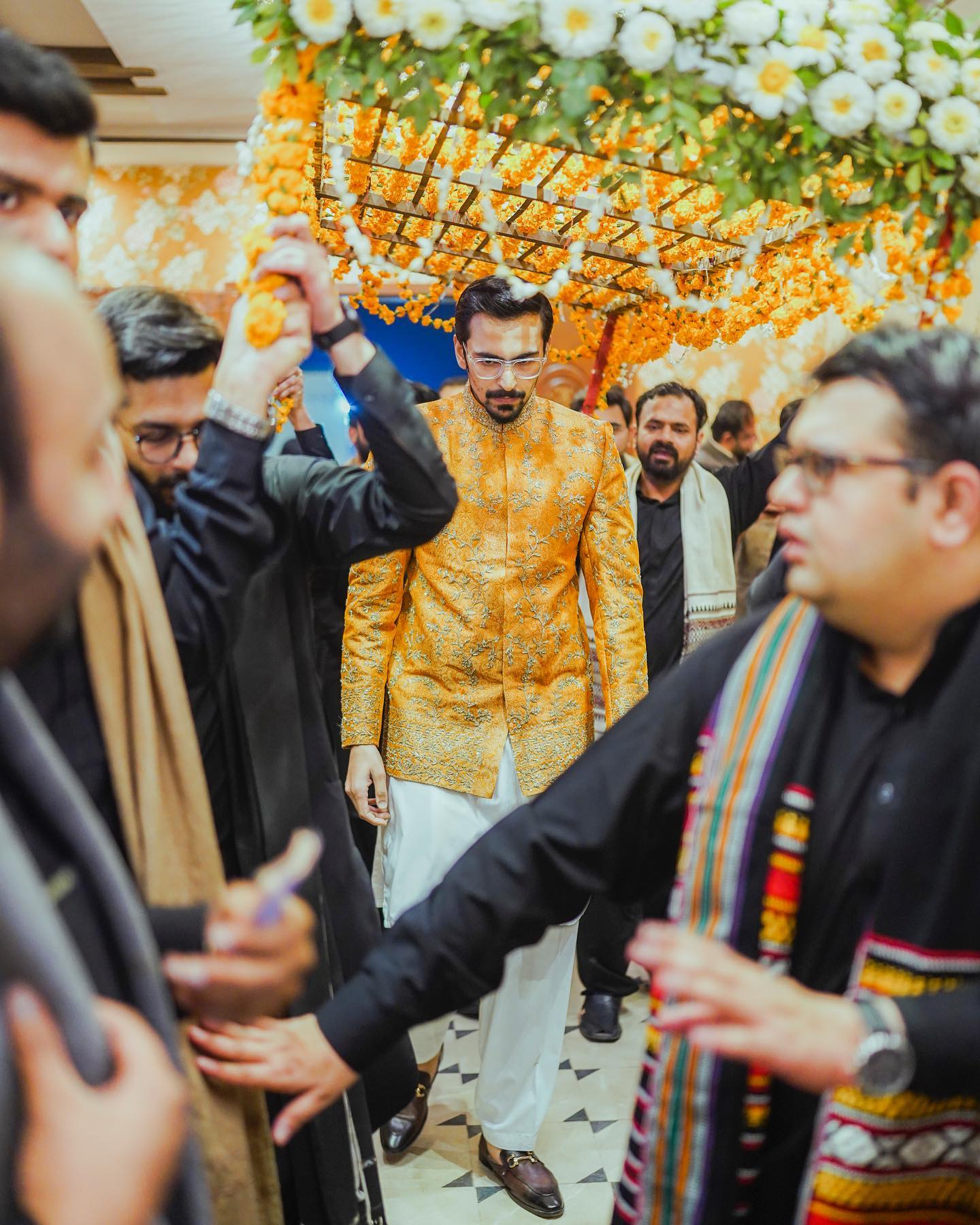 YouTuber Rana Hamza Saif Wedding Pictures | Reviewit.pk