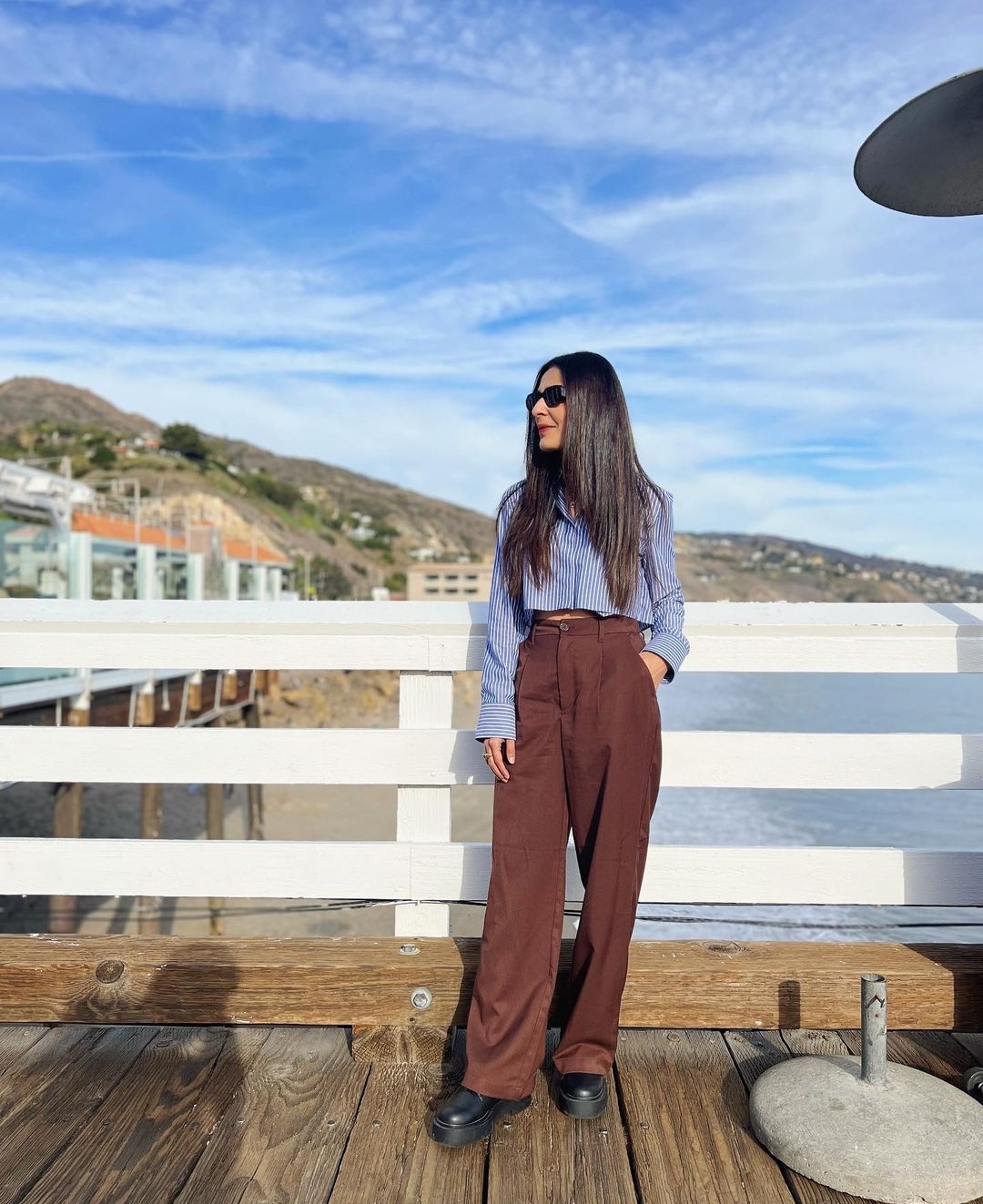 Sadia Ghaffar Shares New Adorable Pictures & Reels of Family | Reviewit.pk