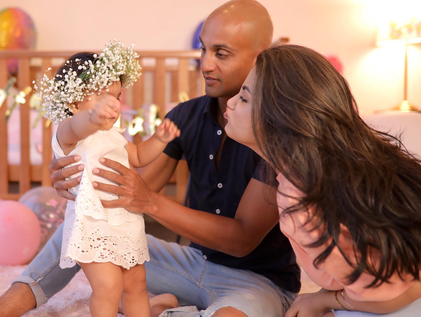 Sohai Ali Abro Shares Daughter Sashana's First Birthday Pictures ...