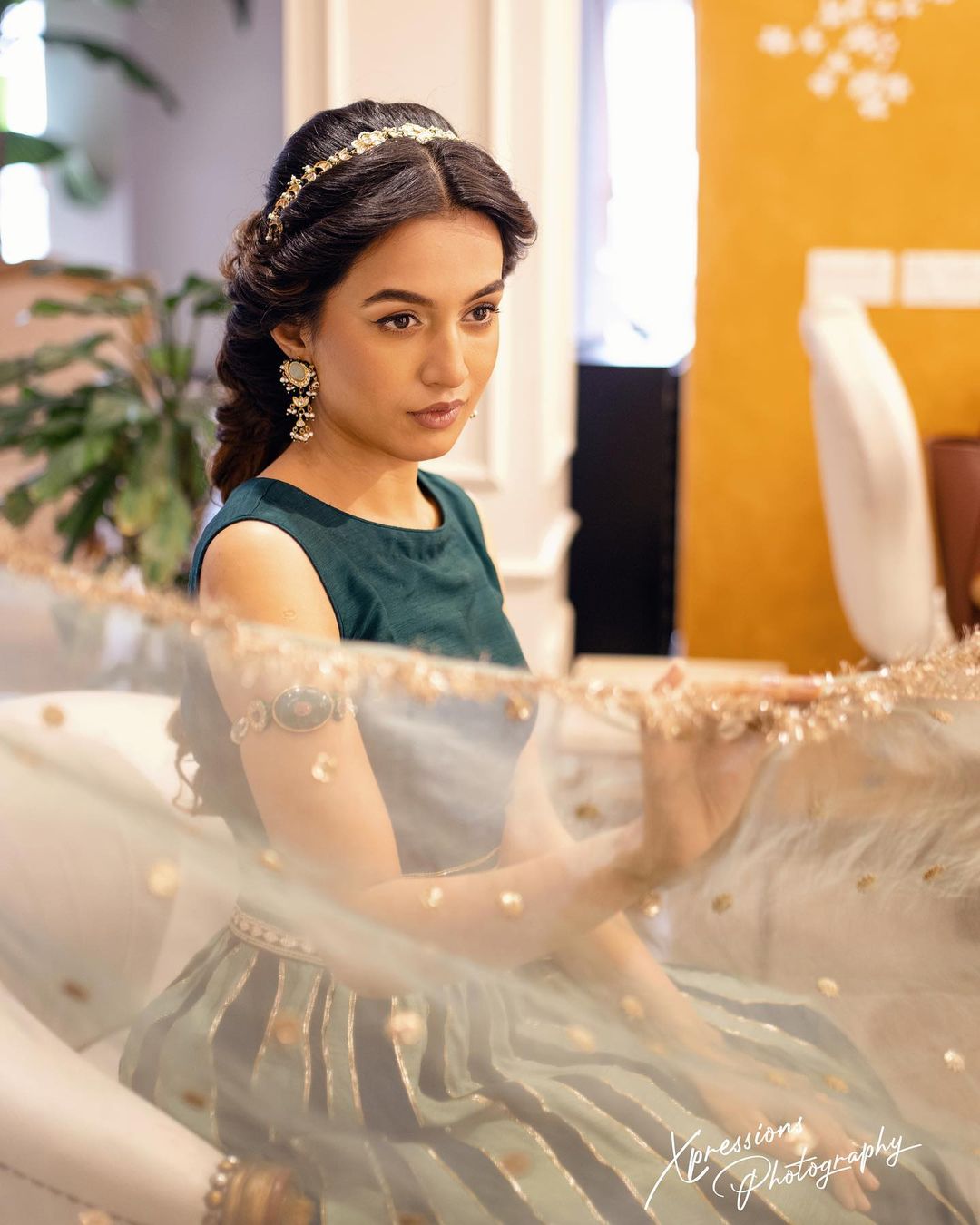 Hira Khan Is A Graceful Beauty At Her Mayoun | Reviewit.pk