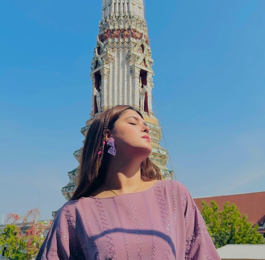 Kanwal and Zulqarnain New Pictures from Phi Phi Islands Thailand ...