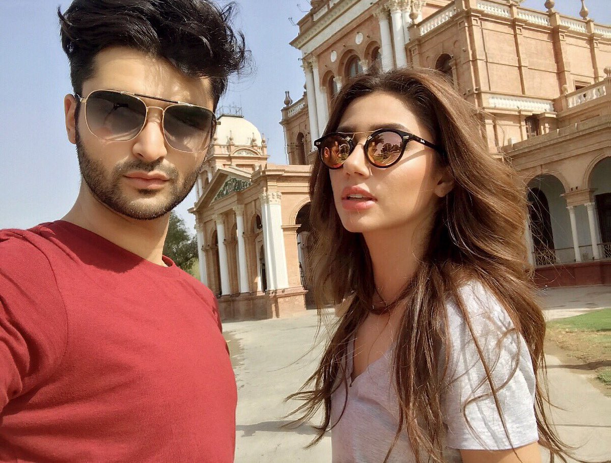 Omayr Waqar Opens Up About Lack Of Respect For Makeup Artists In The ...