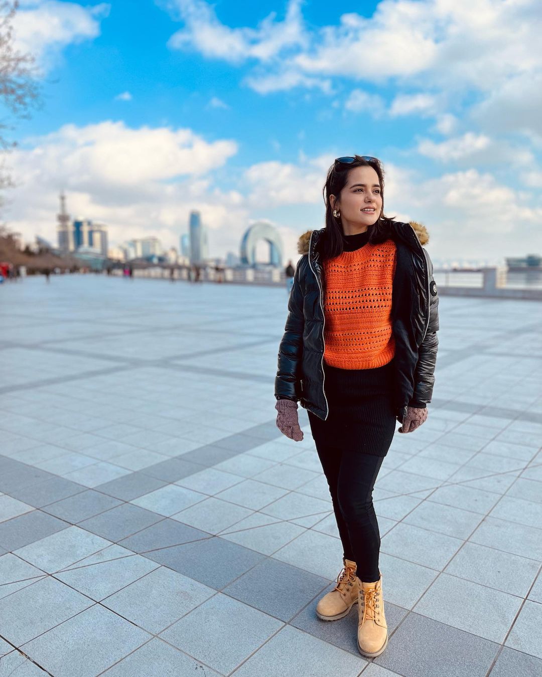 Rabya Kulsoom Vacationing With Husband Rehan Nazim In Baku | Reviewit.pk