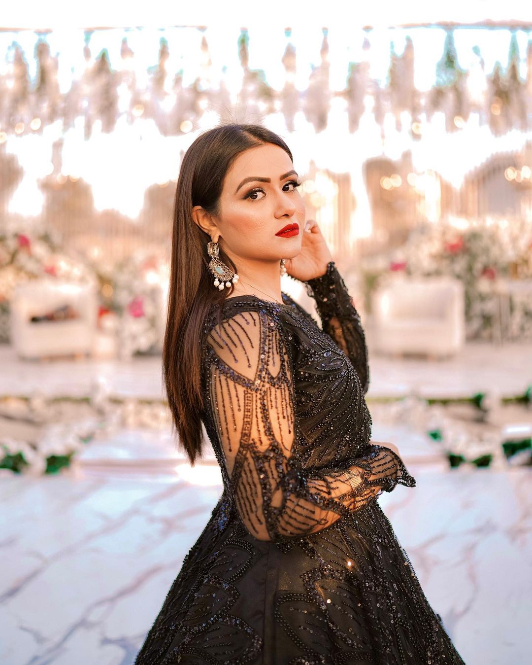 Sehar Hayat And Sami Rasheed Romantic Valentines Day Shoot | Reviewit.pk