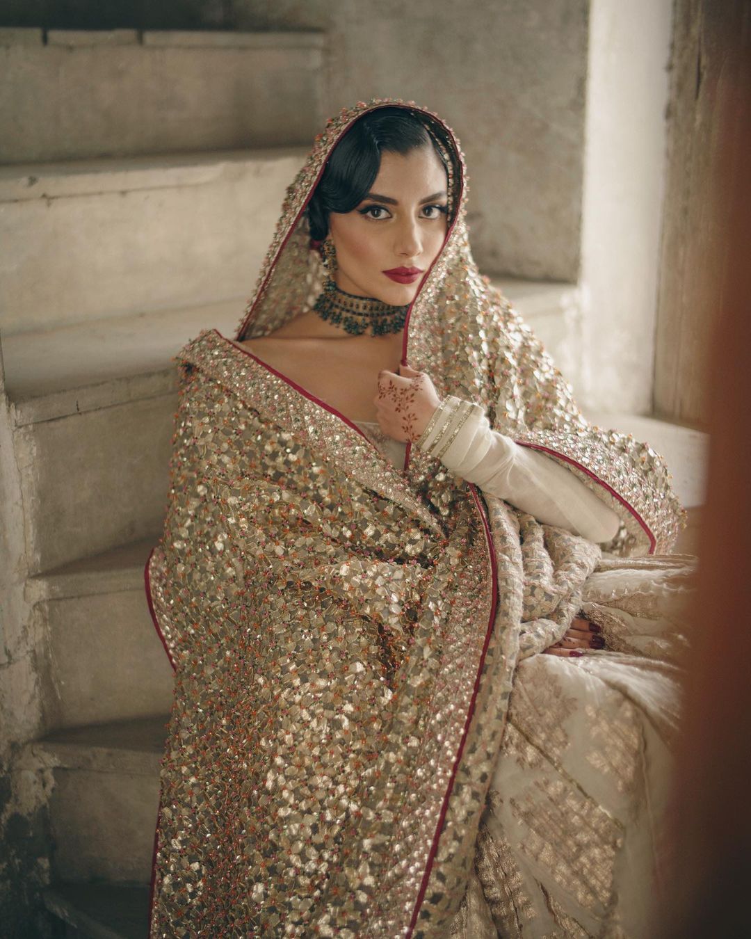 Model Zara Peerzada Nikkah Pictures | Reviewit.pk