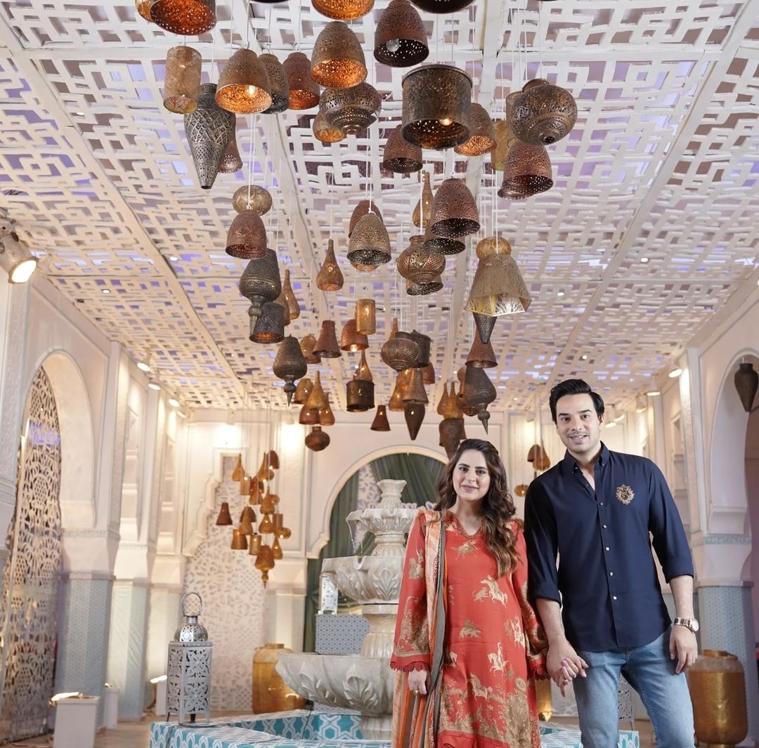 Fatima Effendi Adorable New Family Pictures from Lahore | Reviewit.pk