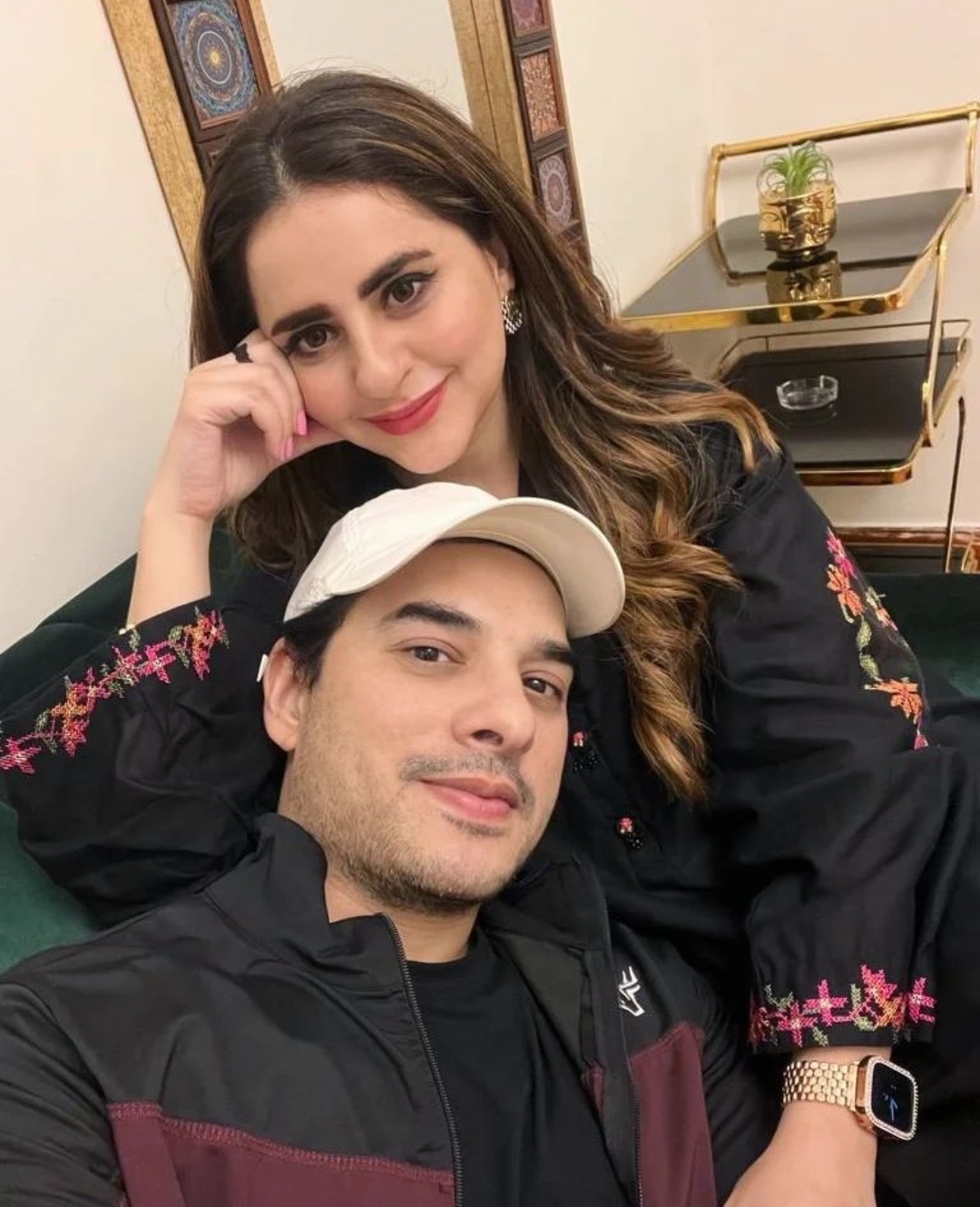 Fatima Effendi Adorable New Family Pictures from Lahore | Reviewit.pk