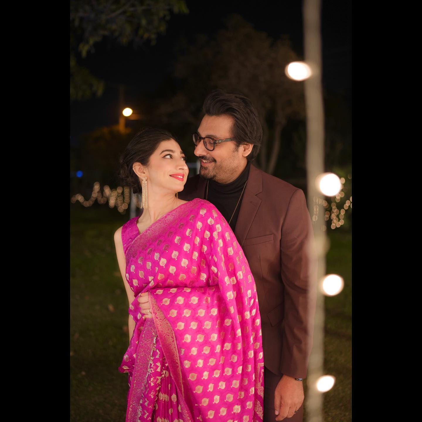 Mariyam Nafees Pictures With Husband Reviewit Pk