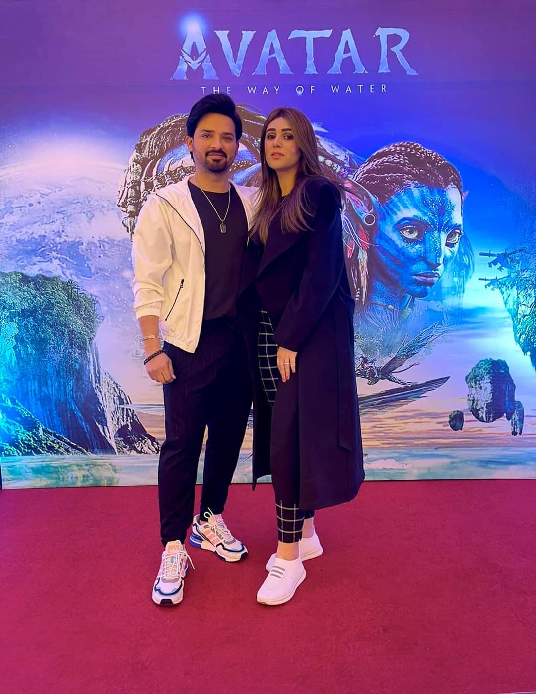 Actor Noman Habib's New Adorable Family Pictures | Reviewit.pk