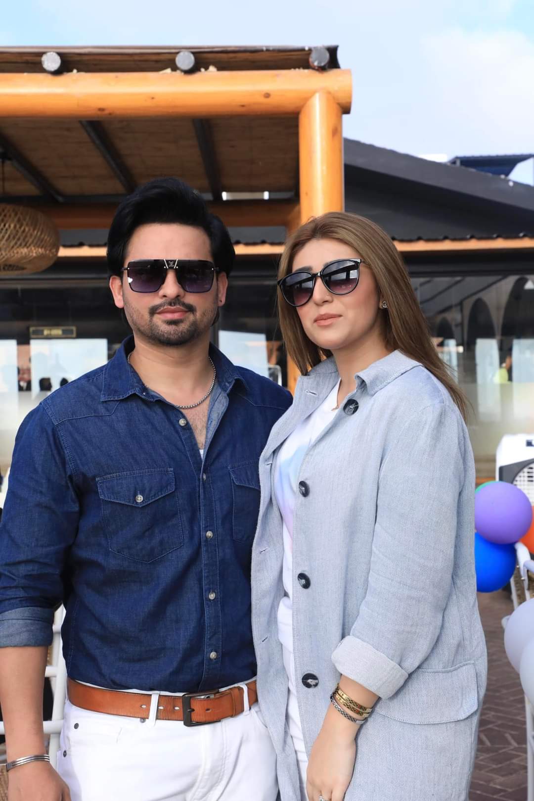 Actor Noman Habib's New Adorable Family Pictures | Reviewit.pk