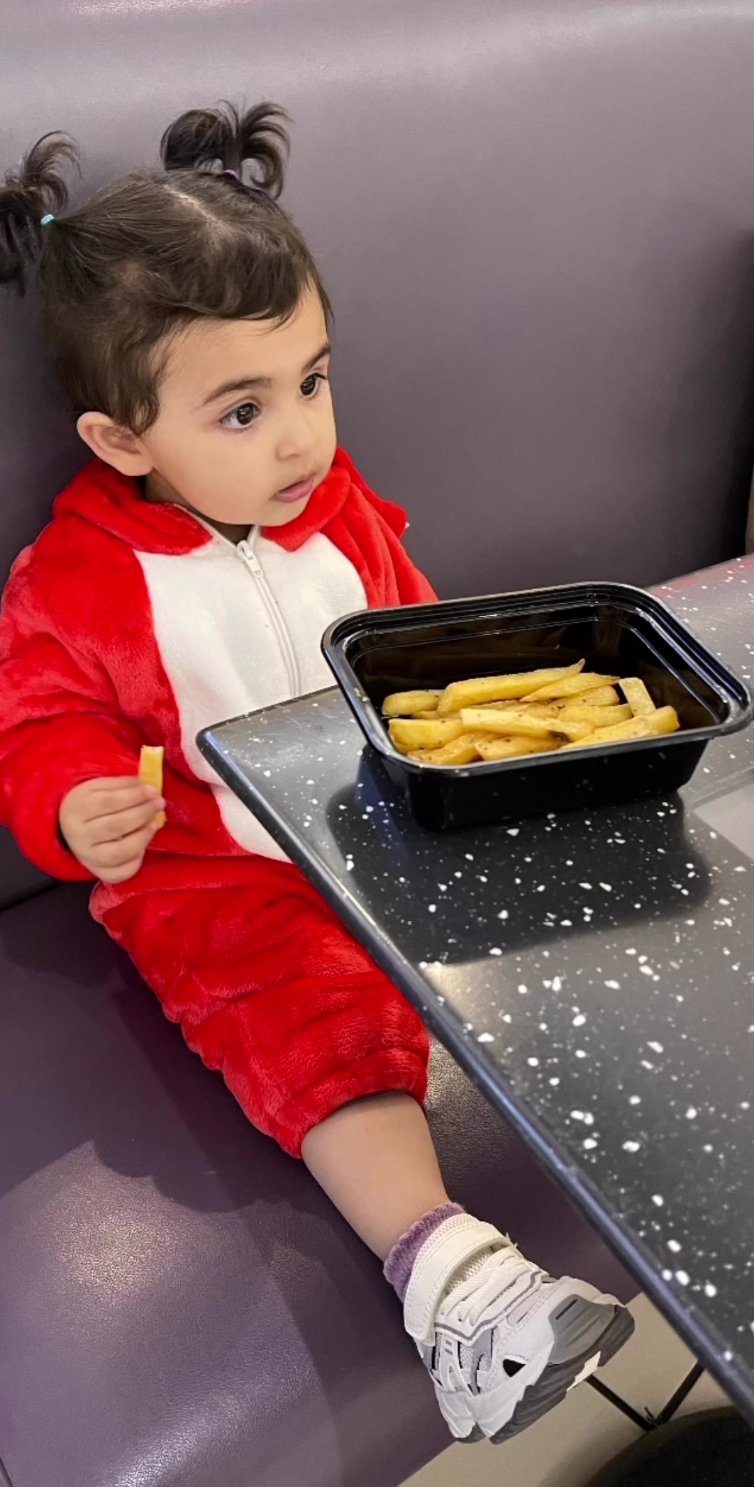 Sadia Ghaffar New Family Pictures from USA | Reviewit.pk