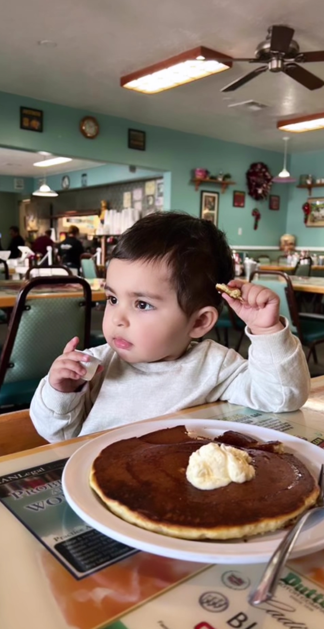 Sadia Ghaffar New Family Pictures from USA | Reviewit.pk