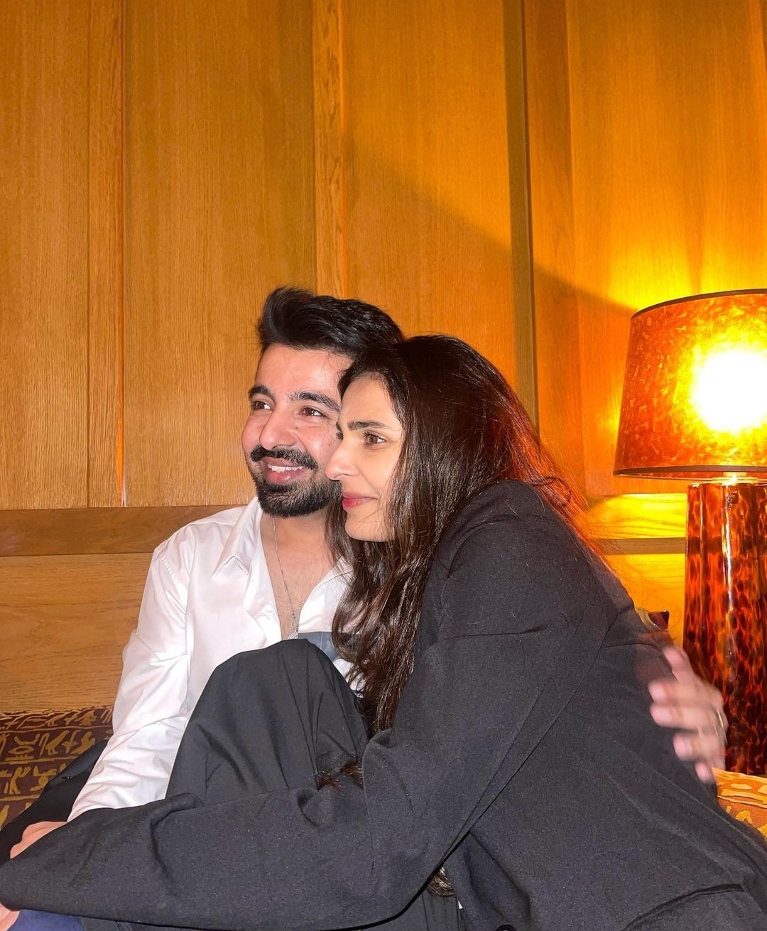 Sadia Ghaffar New Family Pictures from USA | Reviewit.pk