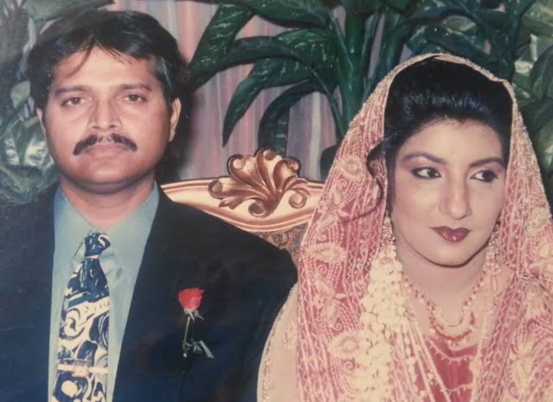 News Caster Ishrat Fatima Reveals How She Got Married And Husband's Role in Her Career | Reviewit.pk